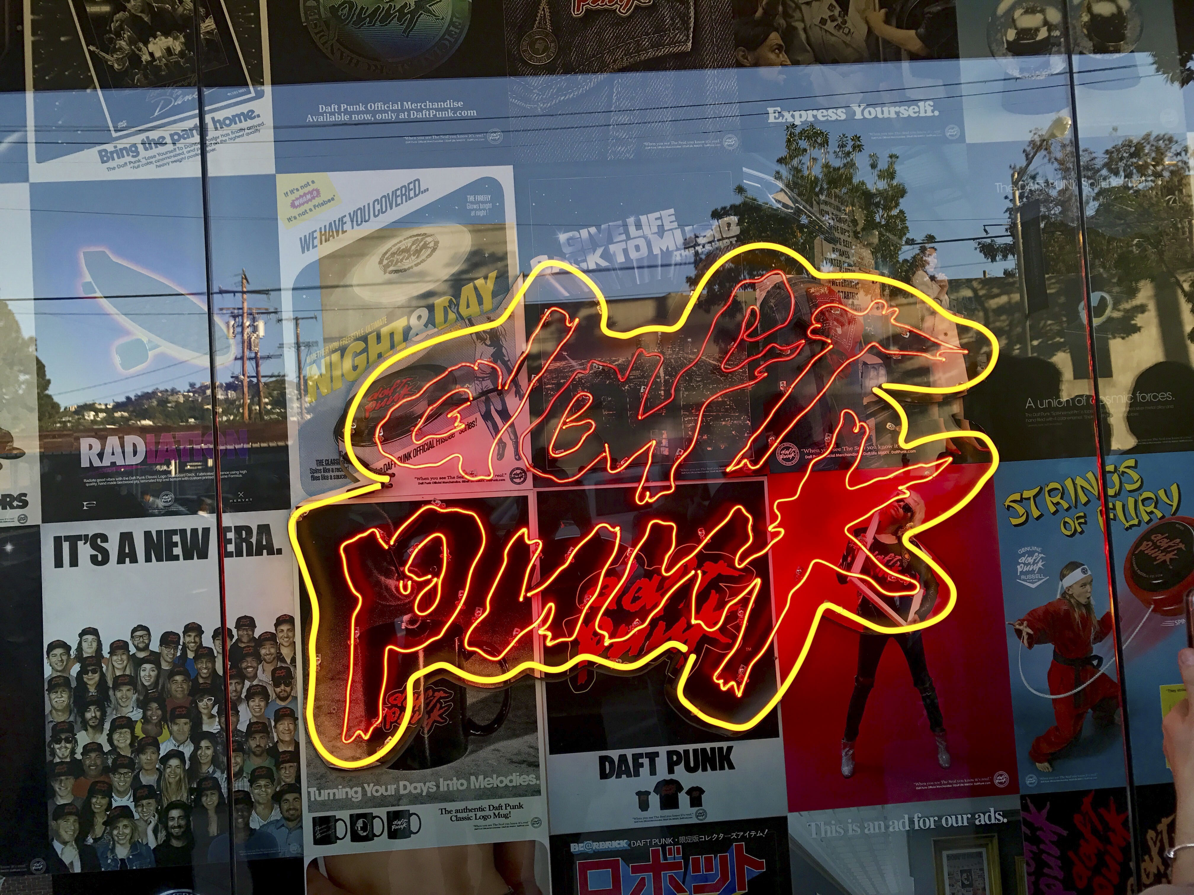 INSIDE DAFT PUNK’S LA POP UP SHOP – STONECOLDBETCH