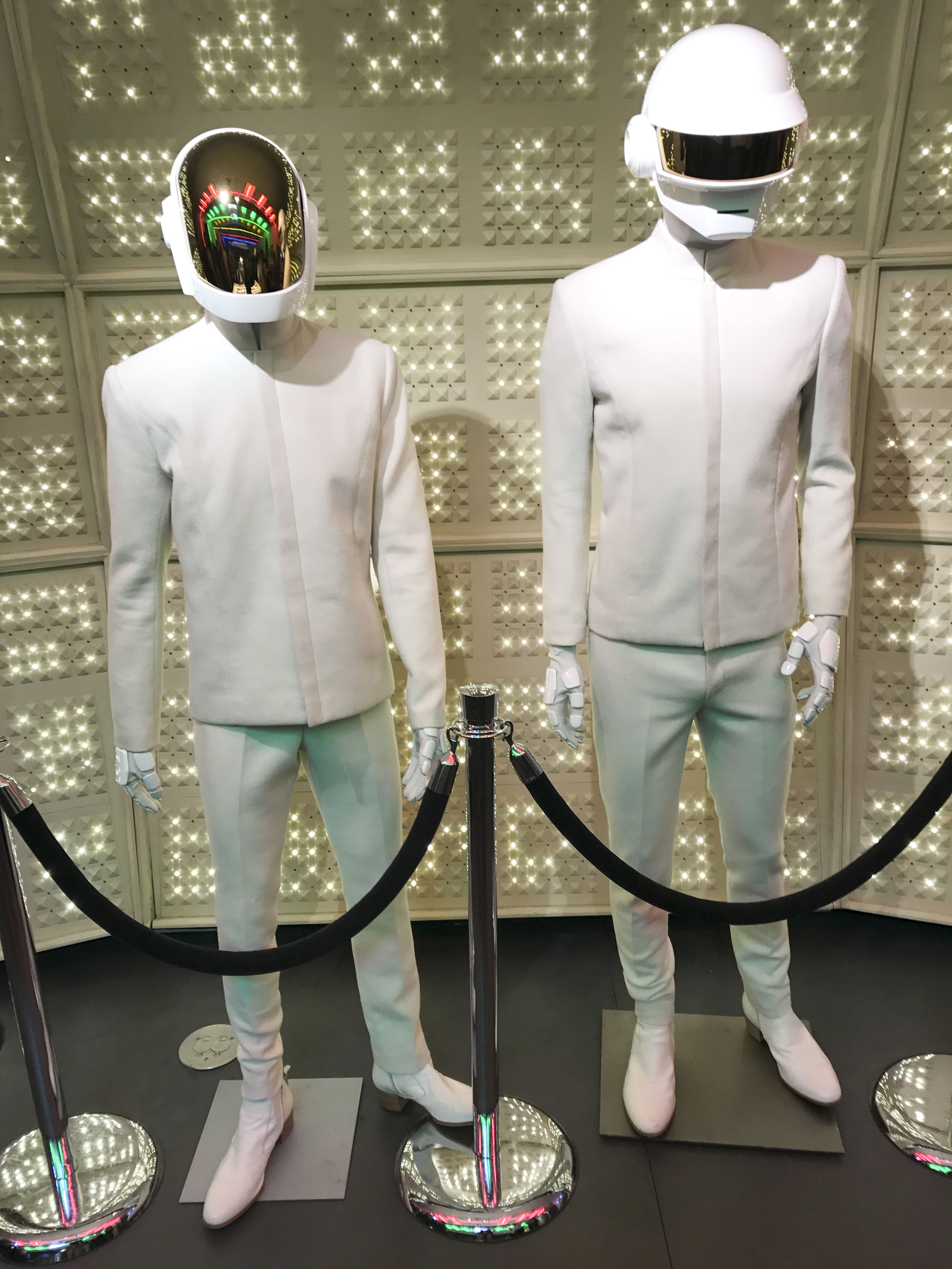 INSIDE DAFT PUNK’S LA POP UP SHOP – STONECOLDBETCH